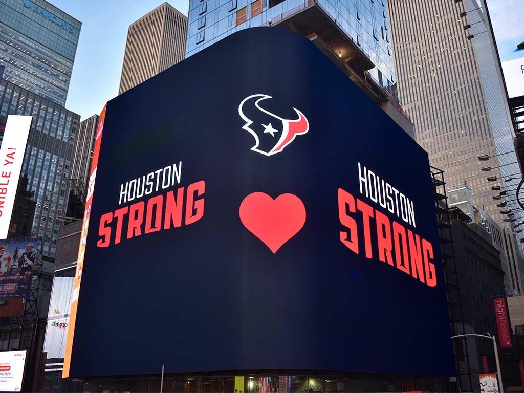 SNA Displays Makes the Highest-Resolution Display Ever In Times Square