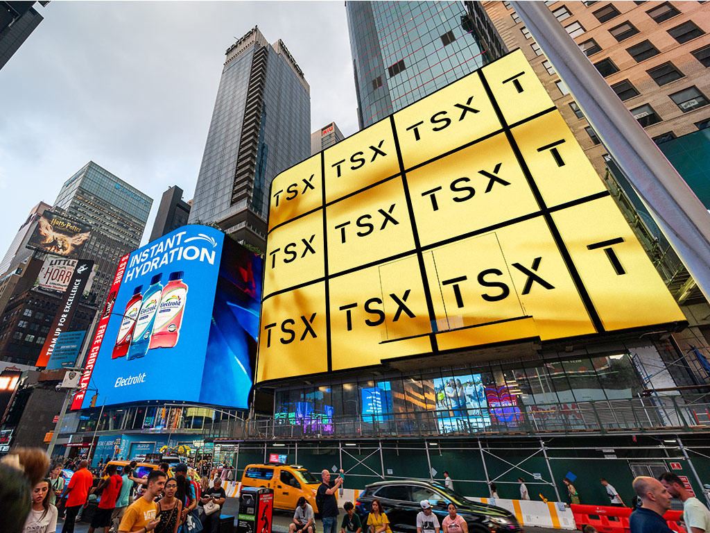 Times Square Mega-Spectacular at TSX Broadway Sets Trends